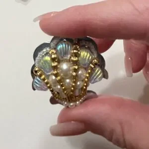 Liztech | Jewelry | Signed Liztech 209 Clam Shell Brooch | Poshmark